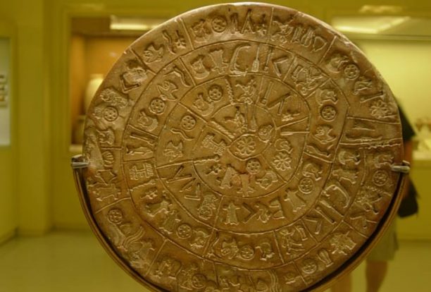 Δίσκος της Φαιστού: Γλωσσολόγος θα αποκαλύψει τα μυστικά του σε ομιλία ...